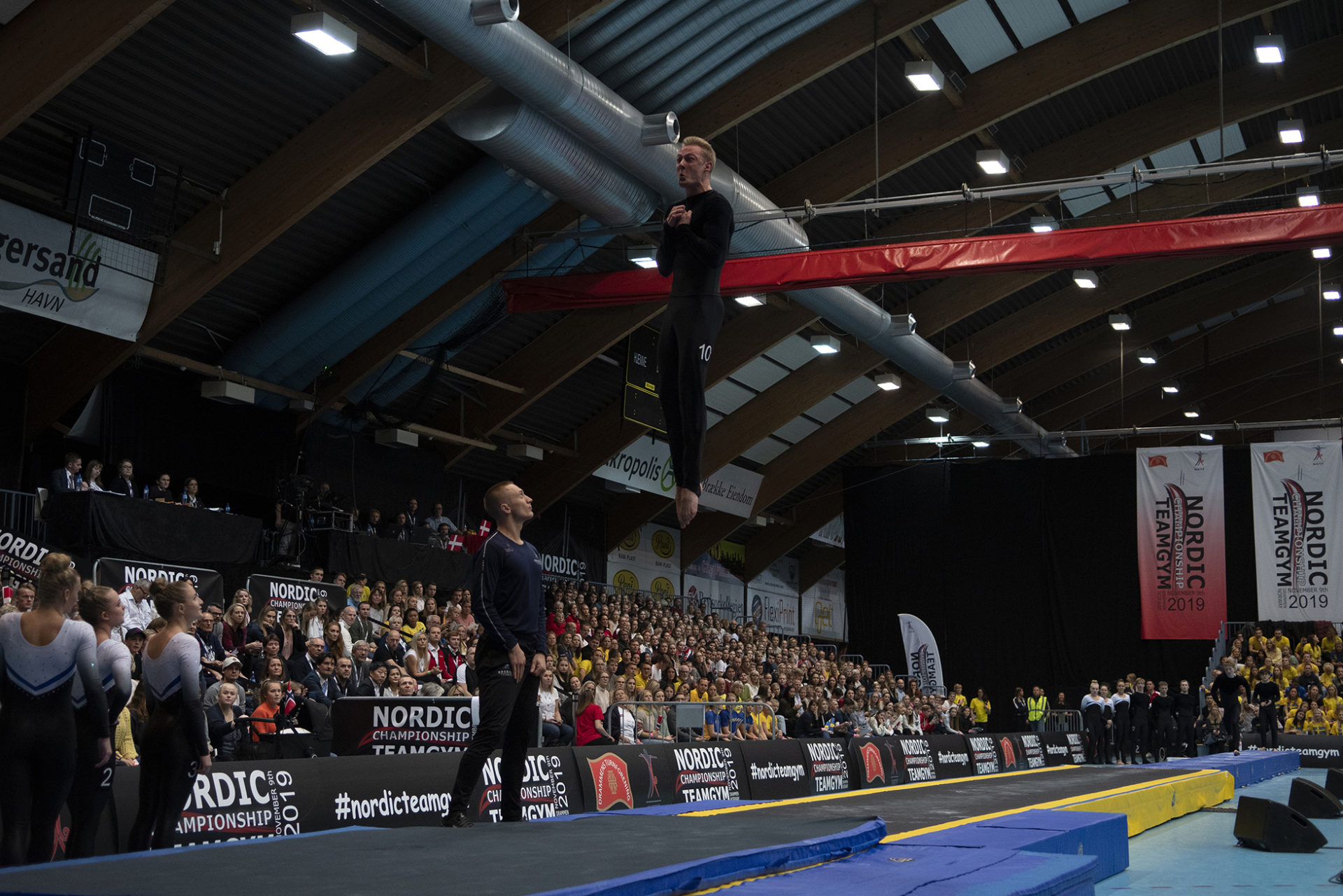 Sjekk bildene fra nordisk TeamGym — Norges Gymnastikk og Turnforbund